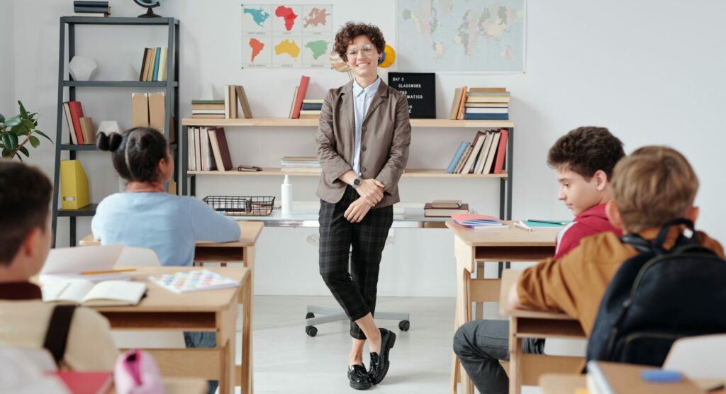 What Is It Like Being A Community Service Worker? - DP Training